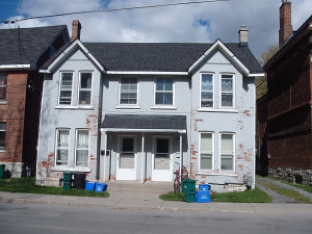 123 Main St | Queen’s University Homes